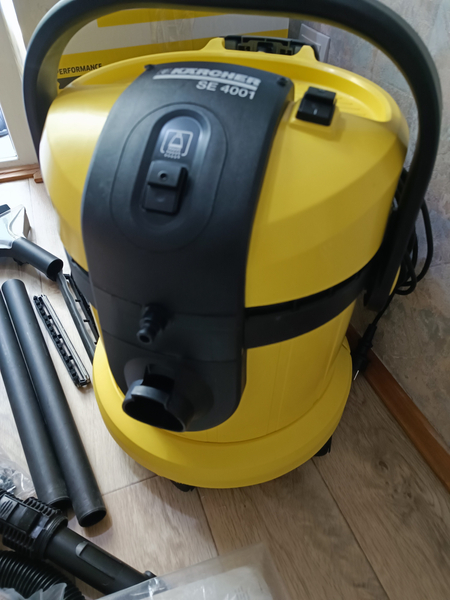 Моющий пылесос KARCHER SE 4001. Original GERMANY. Почти новый