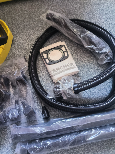 Моющий пылесос Karcher se 4002