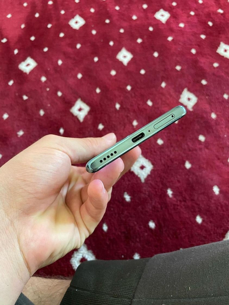 Honor 128 gb kar dok bor