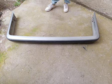 Bmw E30 restail bamer sotiladi