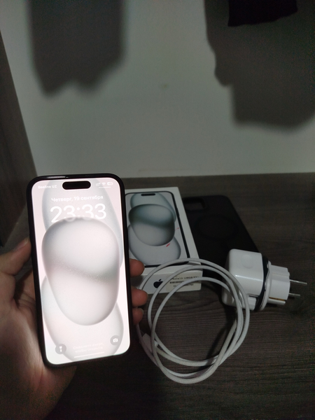 Iphone 15 128 Black titanium 100%
