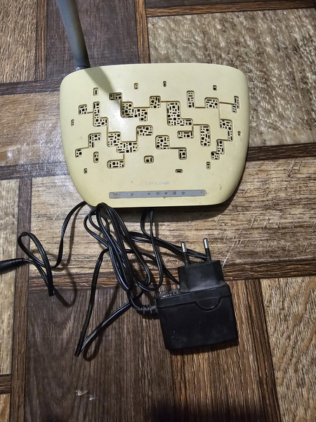 Роутер TP-LINK td-w8151n