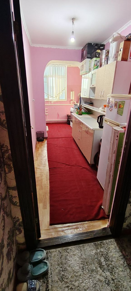 Tez arada 2 xanali jay satiladi, baxasi 295.mln kelisimli , tel