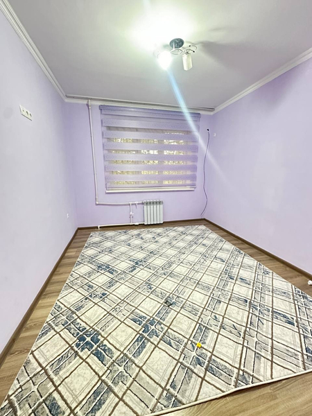Продам чиланзар 6. Трёх комнатная. Балкон 2*6