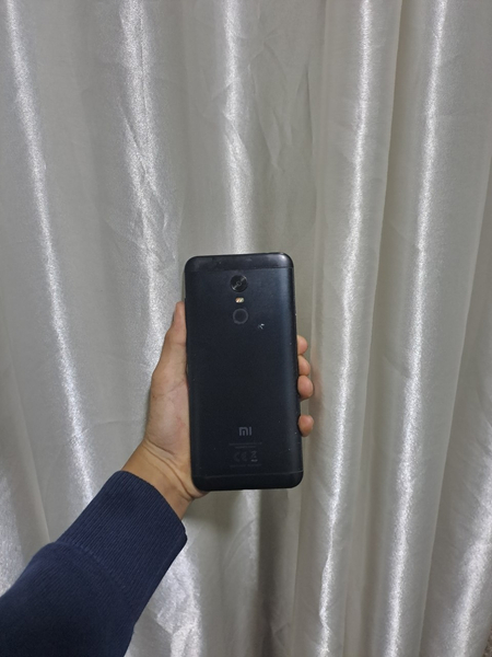 Redmi 5 plus 3/32 gb