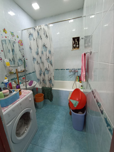 Продается трёхкомнатная квартира на массиве Водник