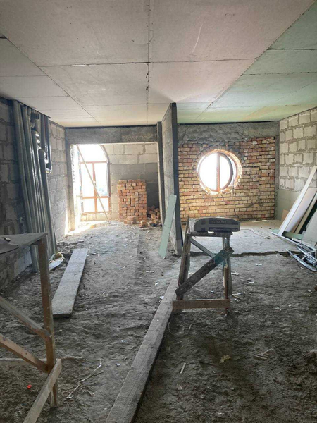 Срочно продам 2х комнатную 55м2 ЖК Саломатина , Ул Богибустон