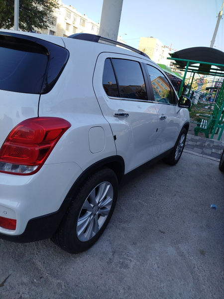 Tracker 1 premier