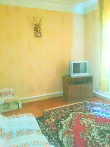 Продаётся участок 6 соток с домом  из 4 комнат.Ориентир ТашГАУ, ОВИР.