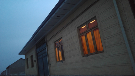 Kumushkonda yashashga tayyor hovlı