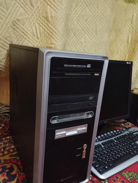 Комьютер Lg. Computer
