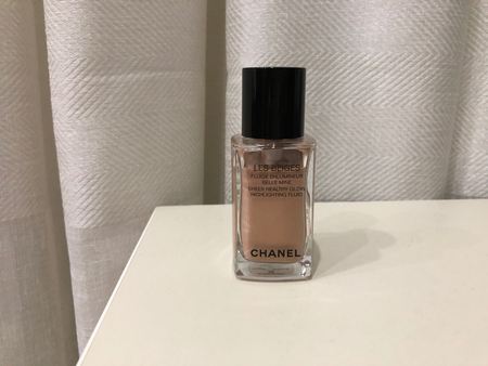 Жидкий хайлайтер от Chanel
