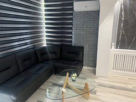 Продается Евро офис Ор-р: Метро Айбек 120 м2