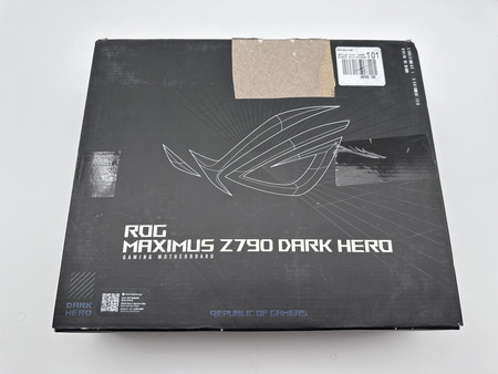 Материнска Плата Asus ROG Z790 Maximus DARK Hero Полный Комплект