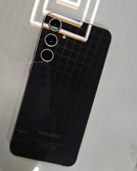 Samsung S23 FE 5G 128gb Vietnam б/у