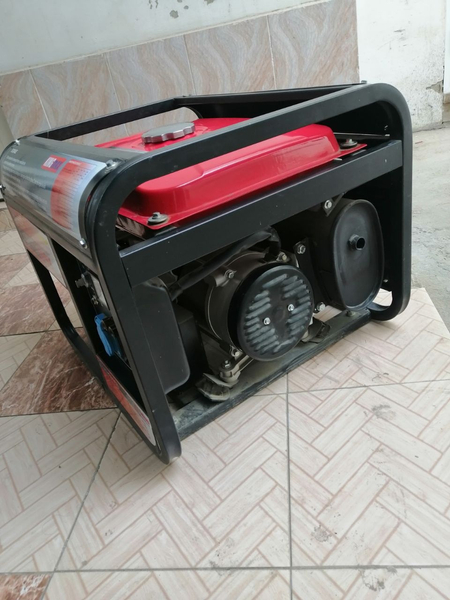 Движок. 2500.квт