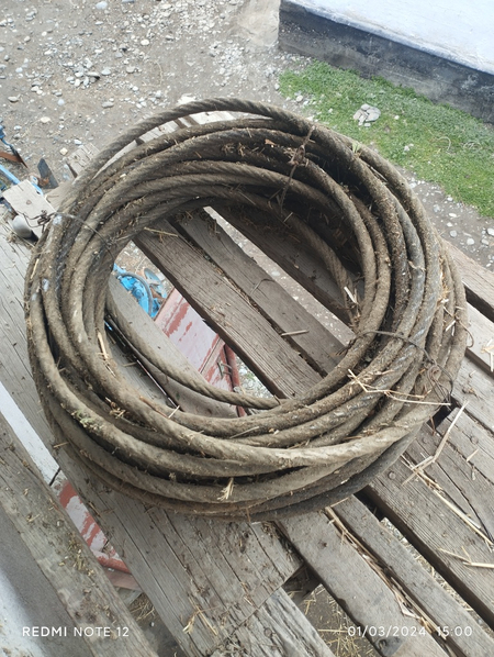 16lik tros smi chiqmagan yangidek turipti 40 metr