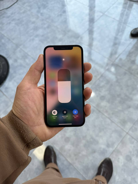 IPhone 12 Varyantga