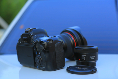 Canon 6D mark 2 obektiv 17-40mm+ va 50mm