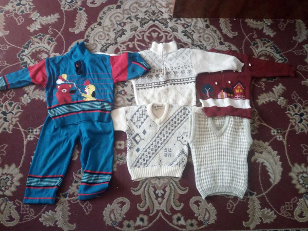 Продаю детскую кофту на ребенка 3-4 лет
