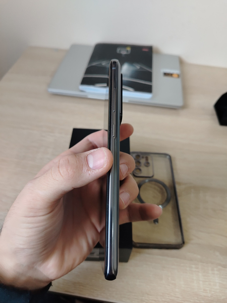 Samsung galaxy s20 Ultra  Vietnam