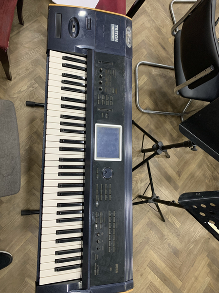 Korg triton extreme