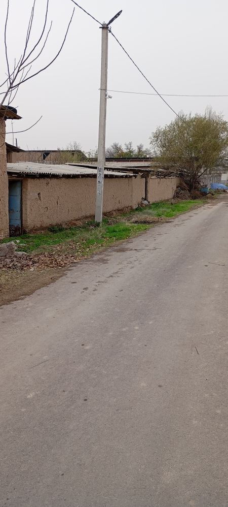 Yer sotiladi  hamma sharoitlari bor