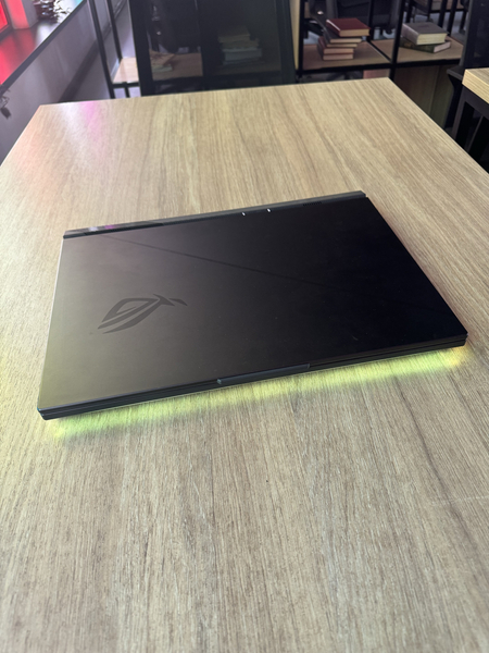 Asus Rog Strix B/U