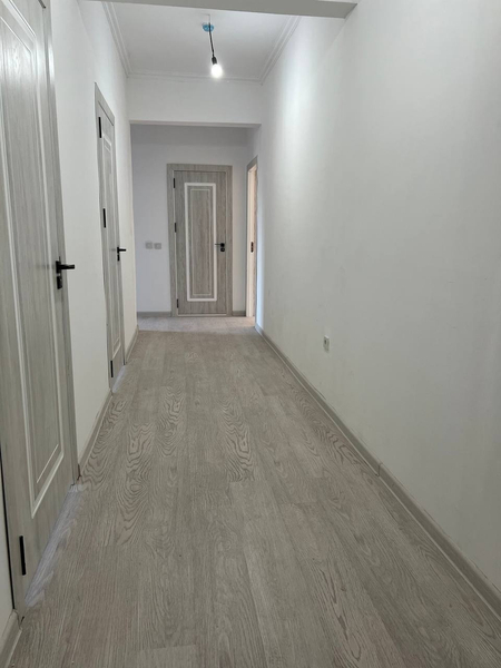 Срочно сдается Янги Хаёт районе массив 16А  2 комнотная квартира 250$