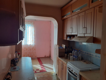 2ком Метро Хамза 3/6 Балкон продается
