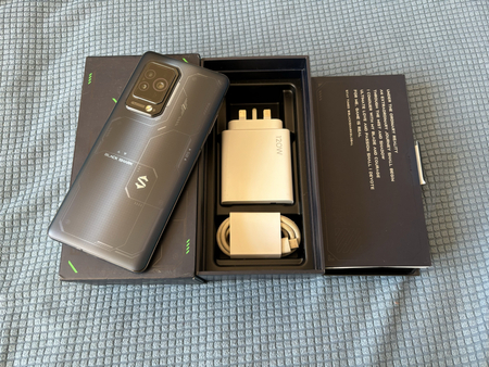 Игровой Xiaomi Black Shark 5 Pro 8/128GB Dual Sim