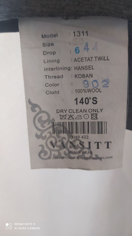 Кастум шим сотилади