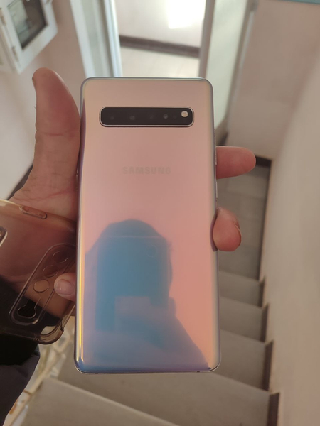 Telefon radnoy karopka dakumnt va pasport kopiya ham beriladi