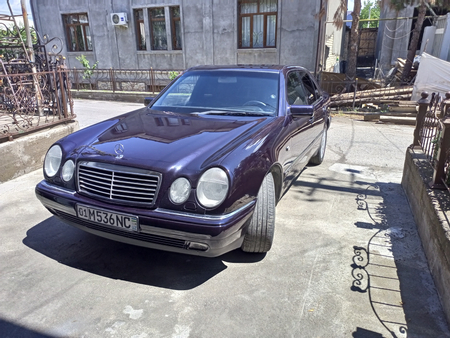 Мерседесс бенз W210 ОМ112 АКПП Рестайлинг 1999 года с ГБО.