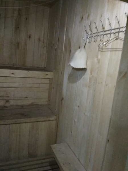 Мехмонхона (Hotel)