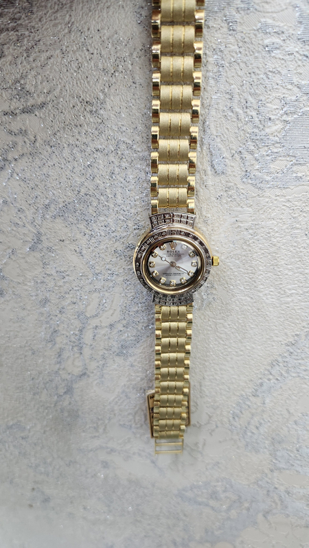 Золотые часы Rolex с браслетом