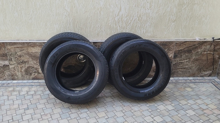 Шины всесезонные Bridgestone 265/60R18