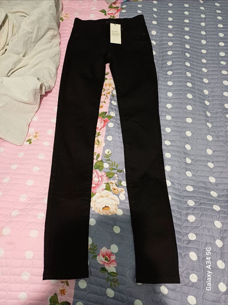 Продам   джинсы.
