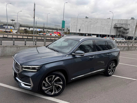Geely Monjaro (Xingyue L), 2023