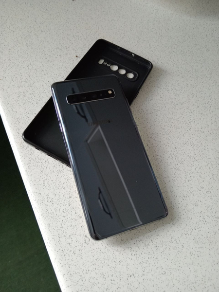S10 5G sotiladi Abmin iphone 11 dan balandiga daplatani kelishamiz