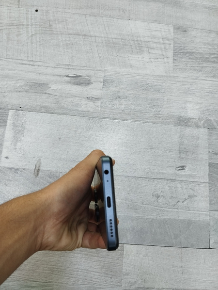 Techno Spark go 2024 4/64 Gb ideal