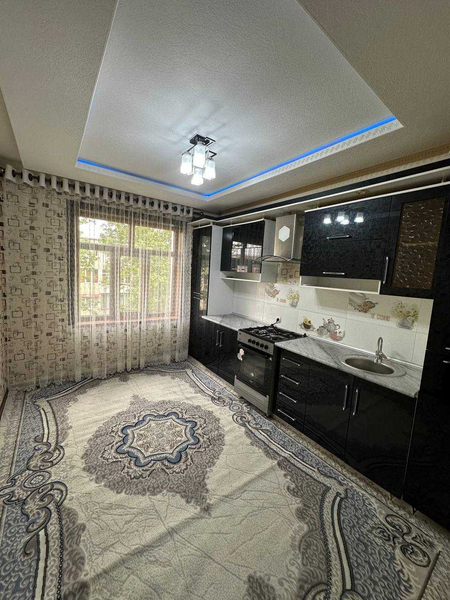 2х комнатная квартира на 4 этаже 75кв/м, в Самарканде
