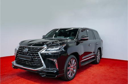 Отличная машина LEXUS LX570