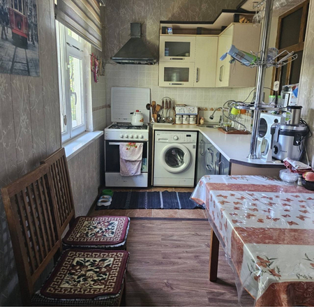 Продажа Максим Горький 1в2/4/4. 42м2