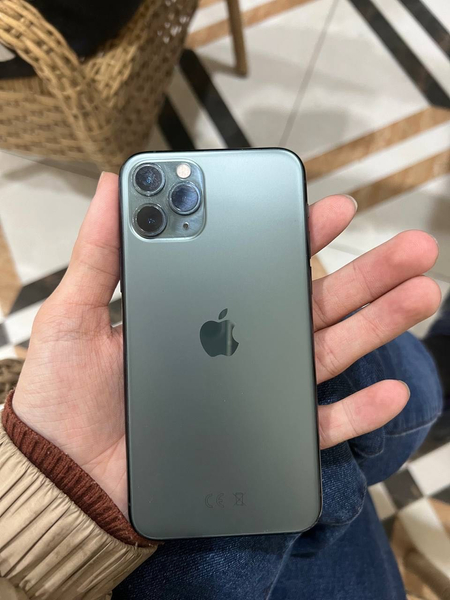 Iphone 11 pro ideal 64 gb aybi yoo srpchni 250$ 77% yemkost