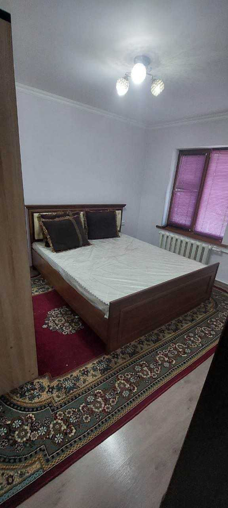 sharq tomondan 3 xonali uy ijaraga beriladi