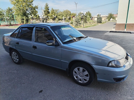 nexia 1 2003 срочно сотилади