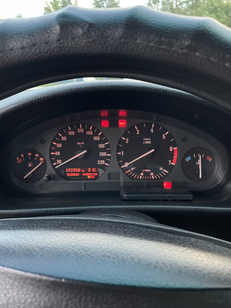 Продам BMW E36. 1994г м43 б1.6. В хорошем состоянии!