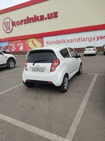Spark sotiladi kotta mator