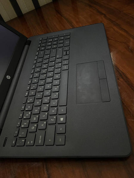 Hp holati zur talabalar va ofisga